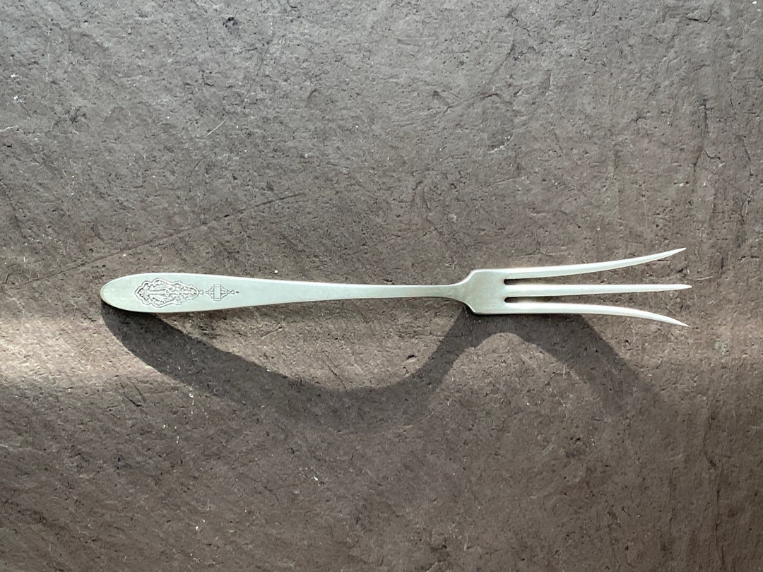 Antique Silver Plate Lemon Fork BIRDS of PARADISE 1923 Beautiful Vintage and Unique Serving ...