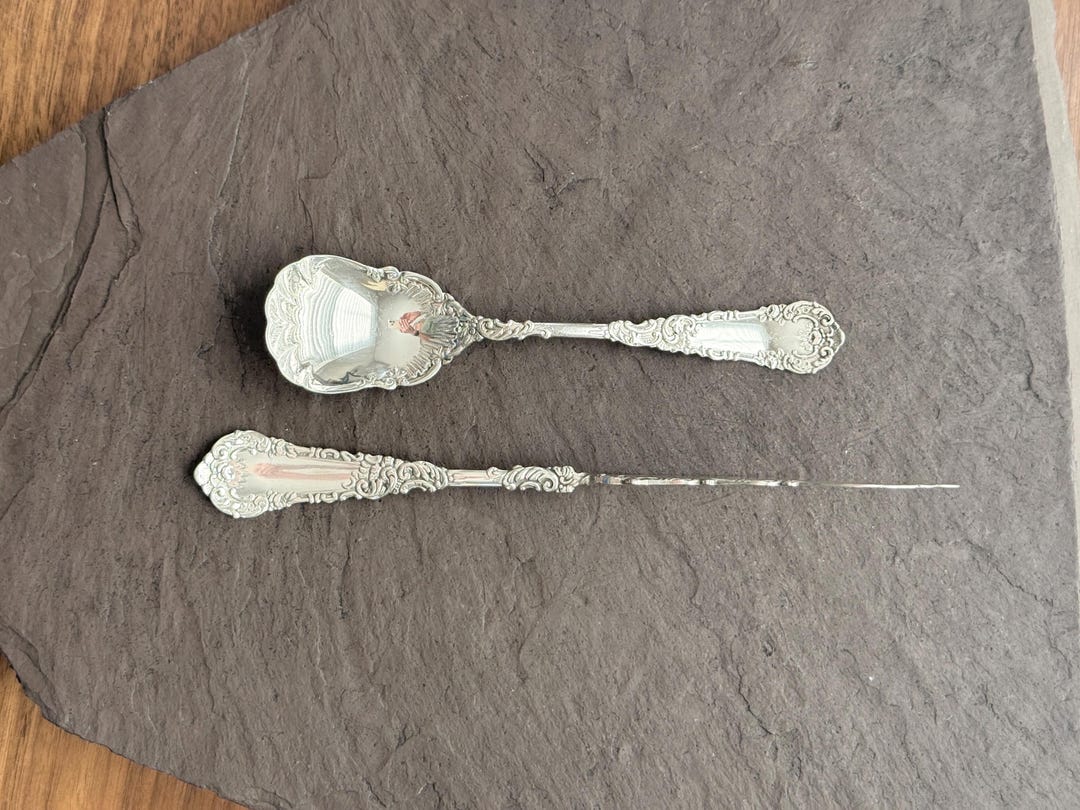 Eagle WM Rogers YALE 1894 Antique Silverplate Sugar Spoon and Twisted ...