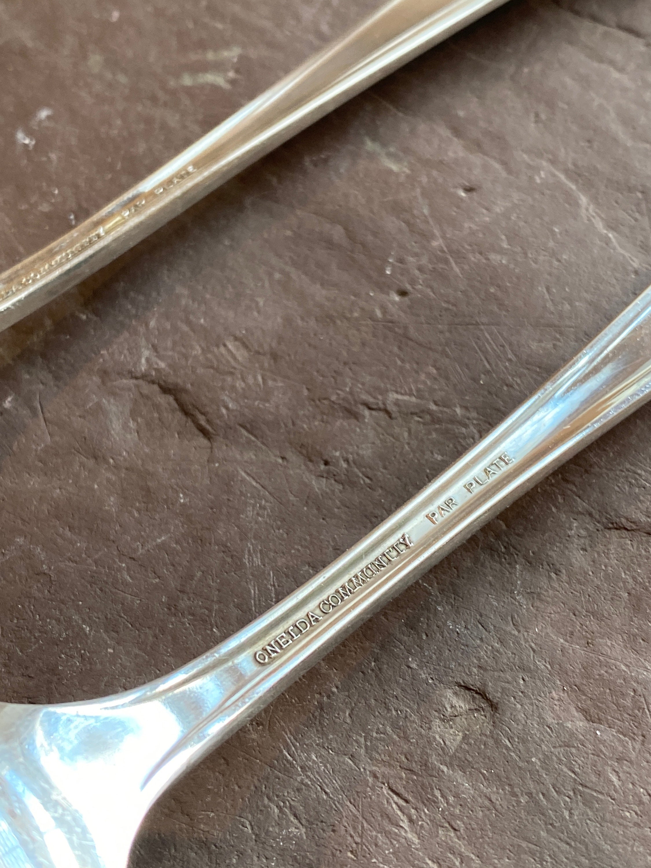 Oneida Community Par Plate PRIMROSE 1915 Antique Silver Plate Set of 2 ...