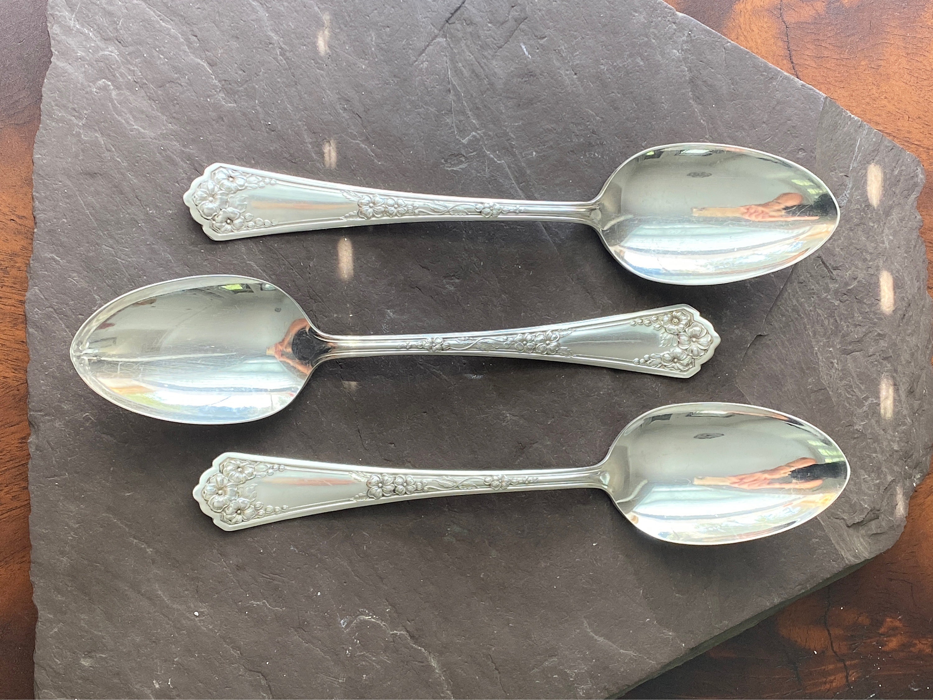 ONE Wm Rogers and Son AA PRIMROSE 1912 Antique Silverplate Floral ...