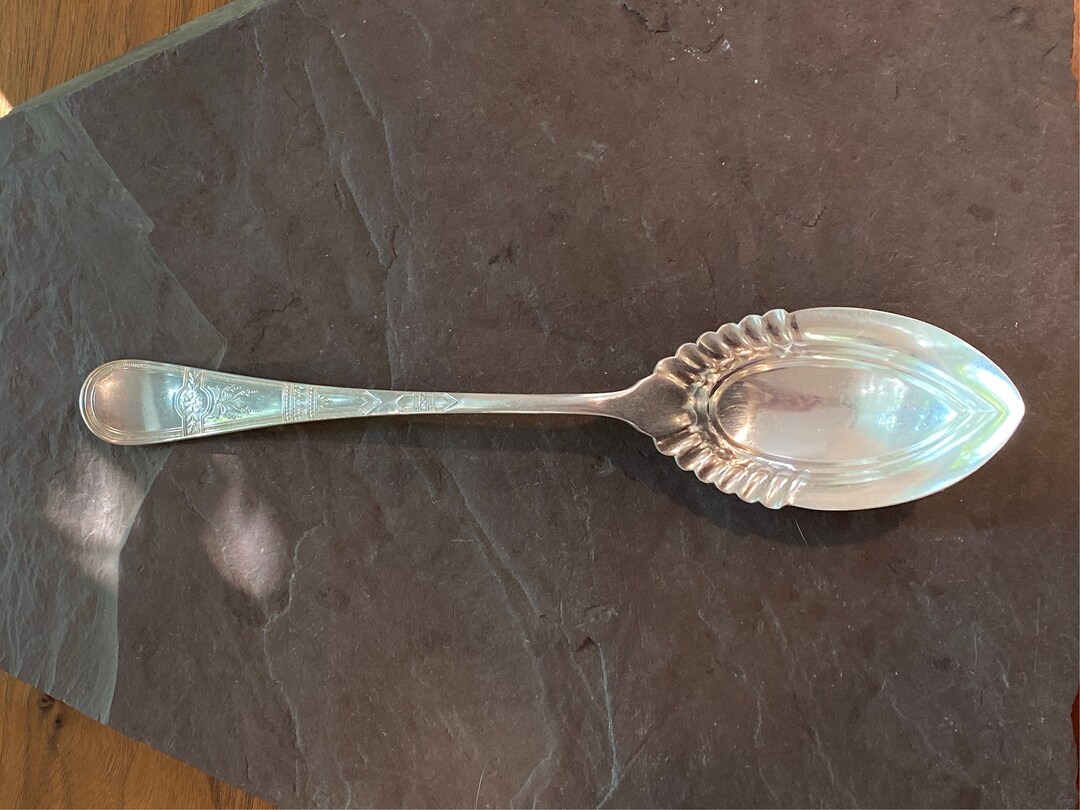 Meridian Silverplate WELLINGTON 1884 Silverplate Berry Serving Large ...
