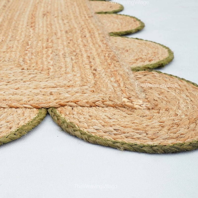 Scalloped Rug - Etsy