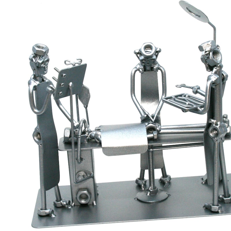 Wire Sculpture Doctor - Etsy