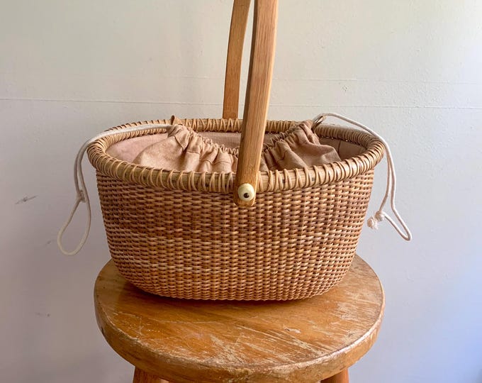 Vintage Nantucket Basket With Linen Liner: Handmade Wicker Purse - Etsy