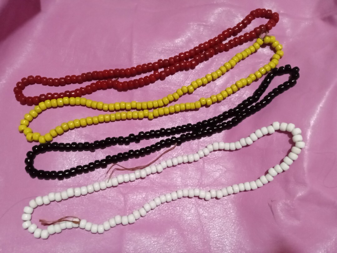 4 Strands Unit 9 Mm Glass Crow Beads - Etsy