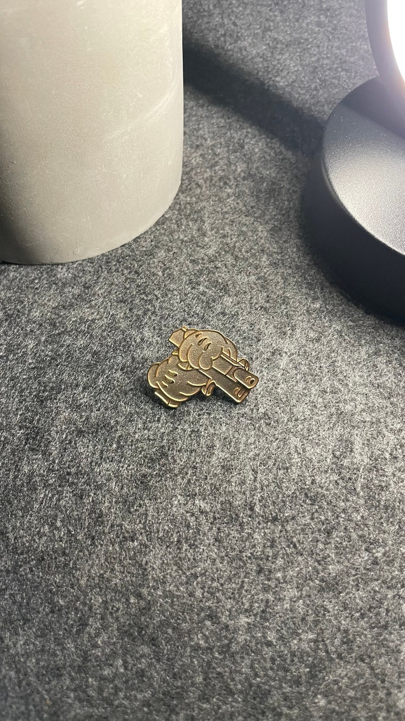Gold mickey Blicky 1.25 Inch Diecast Metal Pin Enamel - Etsy