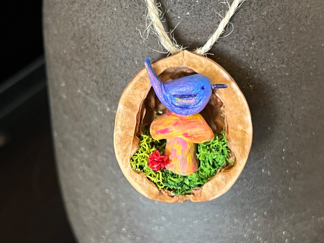 Walnut Shell Miniature Wren Unique Cottagecore Decoration Versatile ...