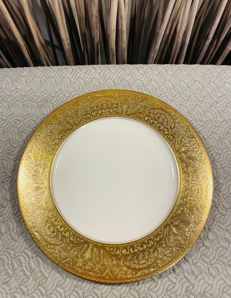 Theodore Haviland Limoges Concorde Fine China. White With Gold ...