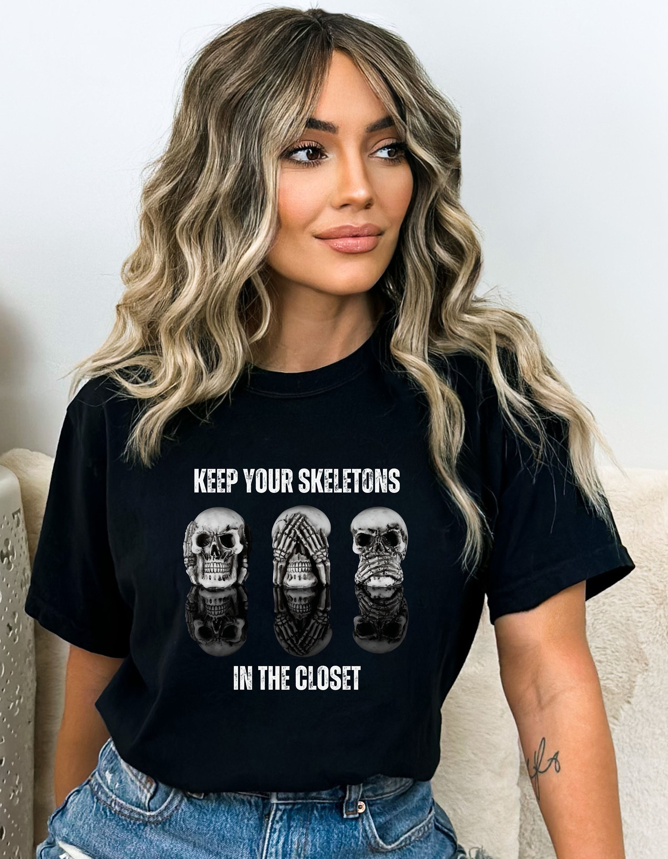 Unisex Skeletons in the Closet Skeleton T-shirt for Her Skeleton Shirt ...