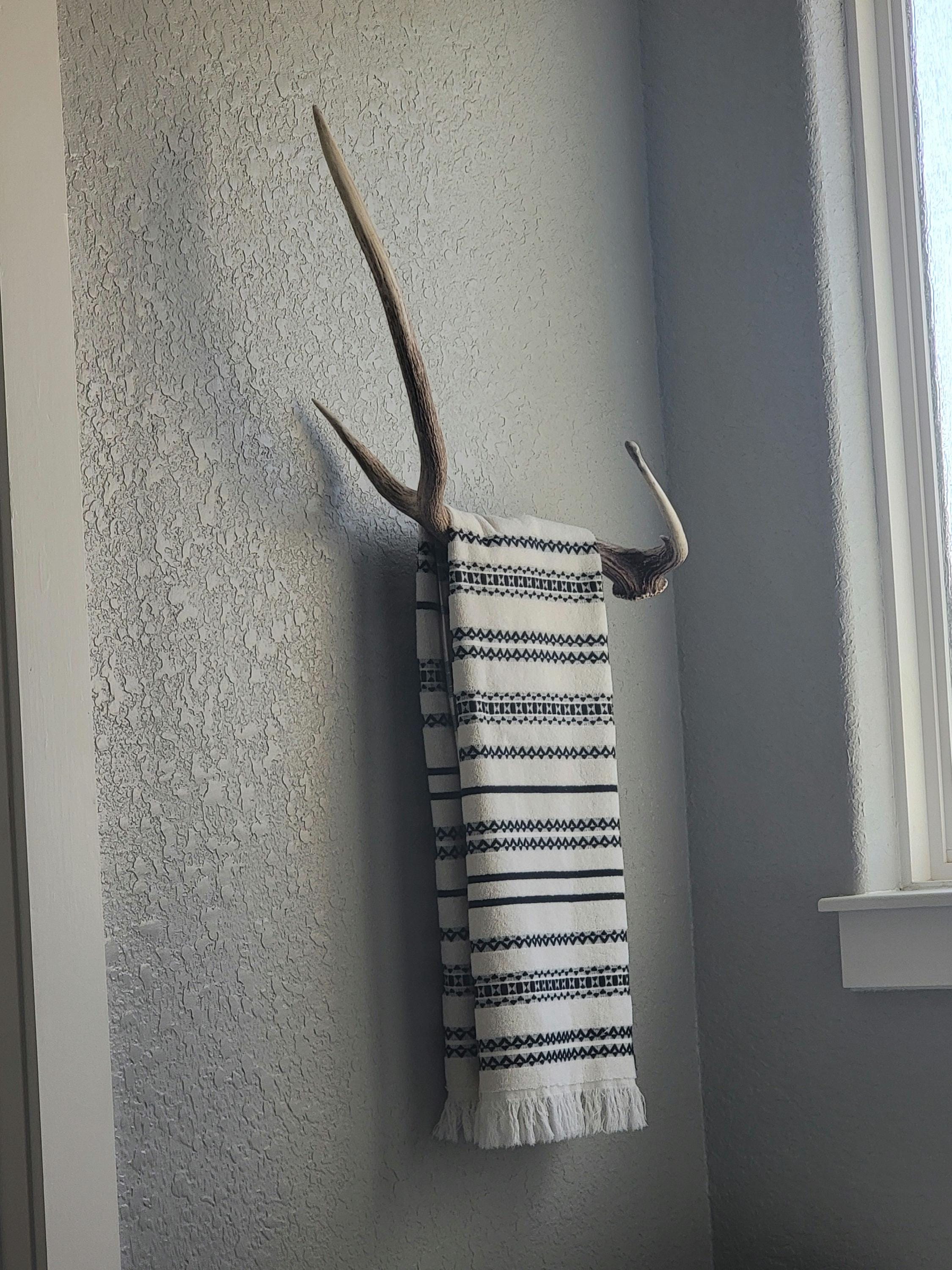 Custom Large Axis Deer Bladed Antler Towel Bar / Rack / Hanger . One-of ...