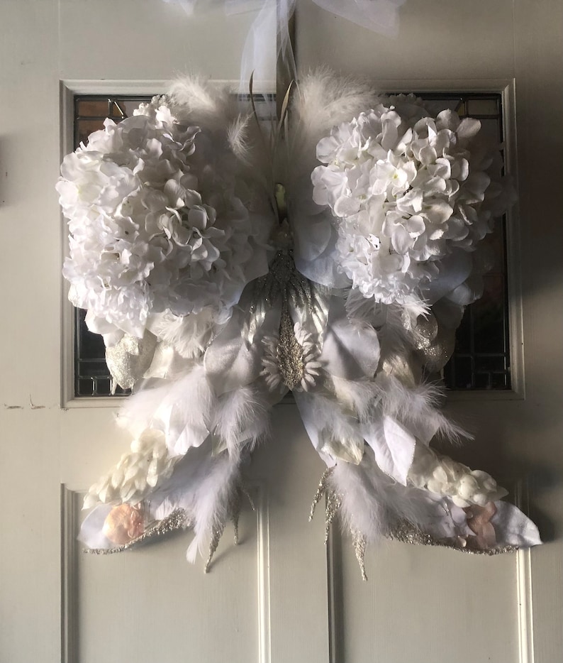 Angel Wing Wreath Wall Decor - Etsy