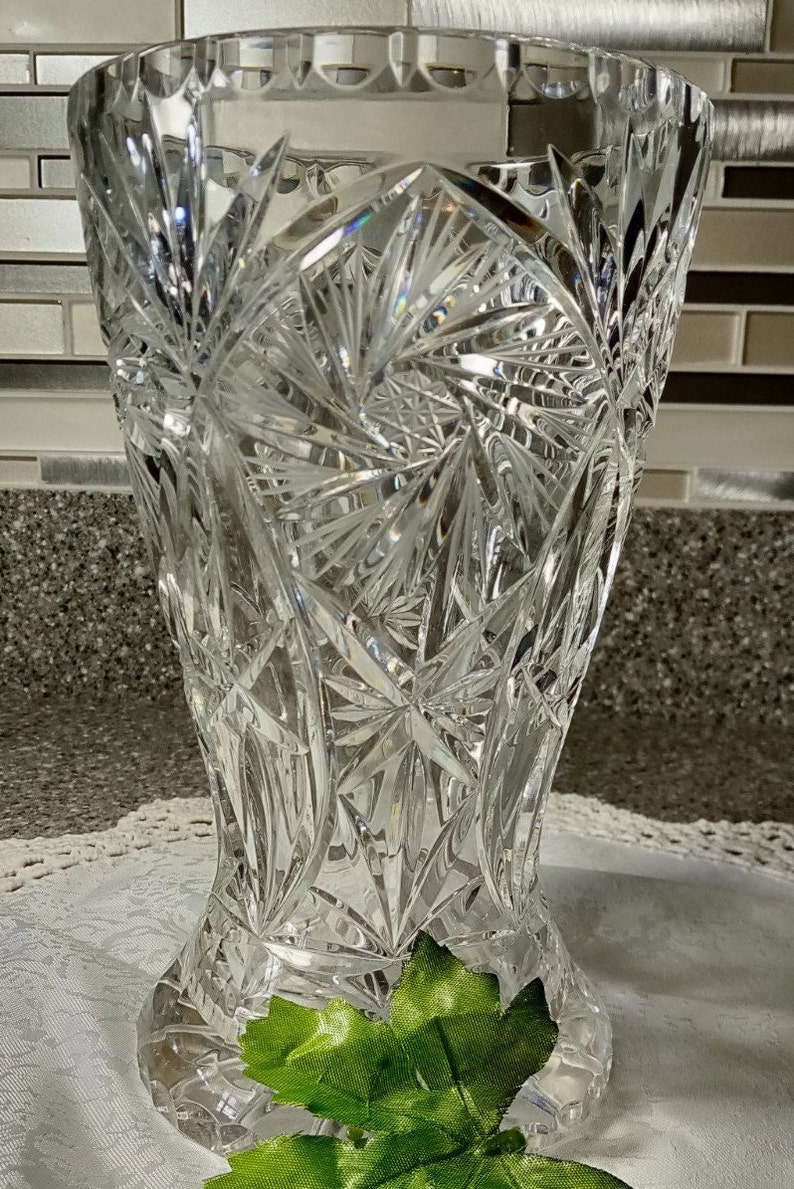 Sparkling Cut Glass Flower Vase, Hand Blown Pedestal Container in ...