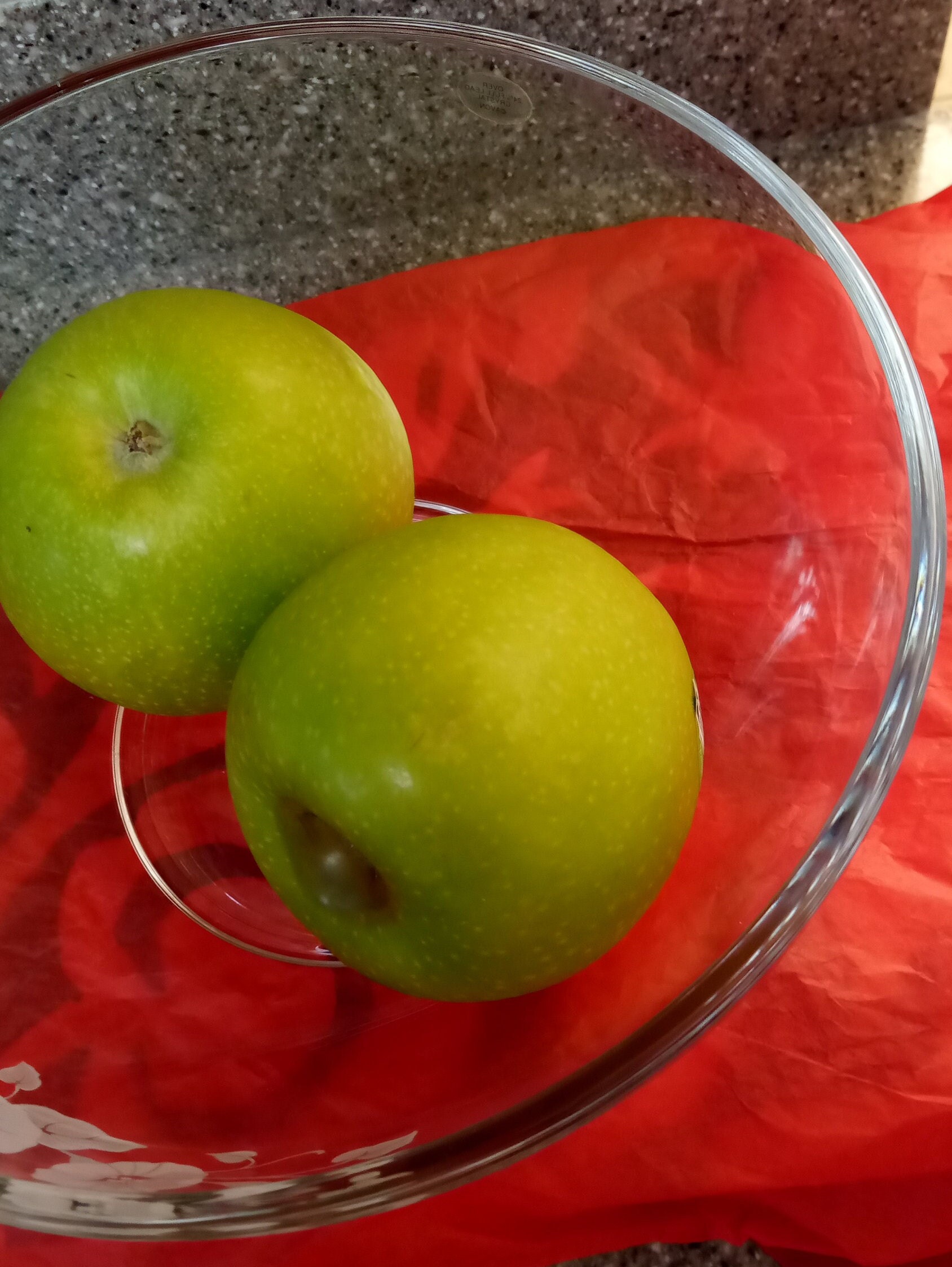 Avon Hummingbird 8 Serve Bowl in Blown Crystal - Etsy