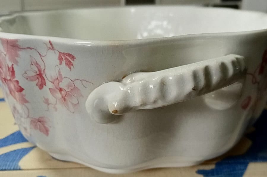 Victorian Covered Serving Bowl in Edgevale Red Transferware by John ...