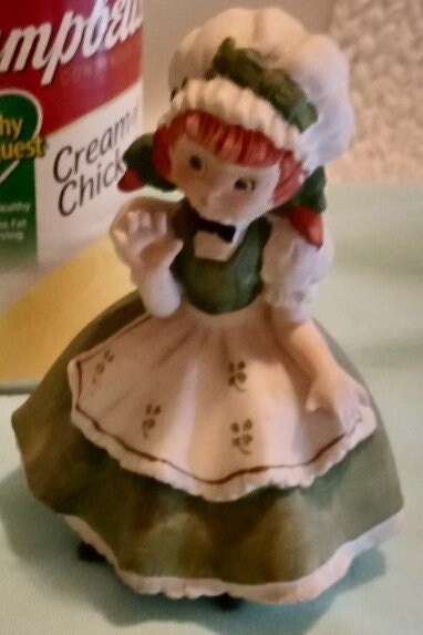 Lefton Irish Lass Maiden Girl Figurine Shamrock Design - Etsy