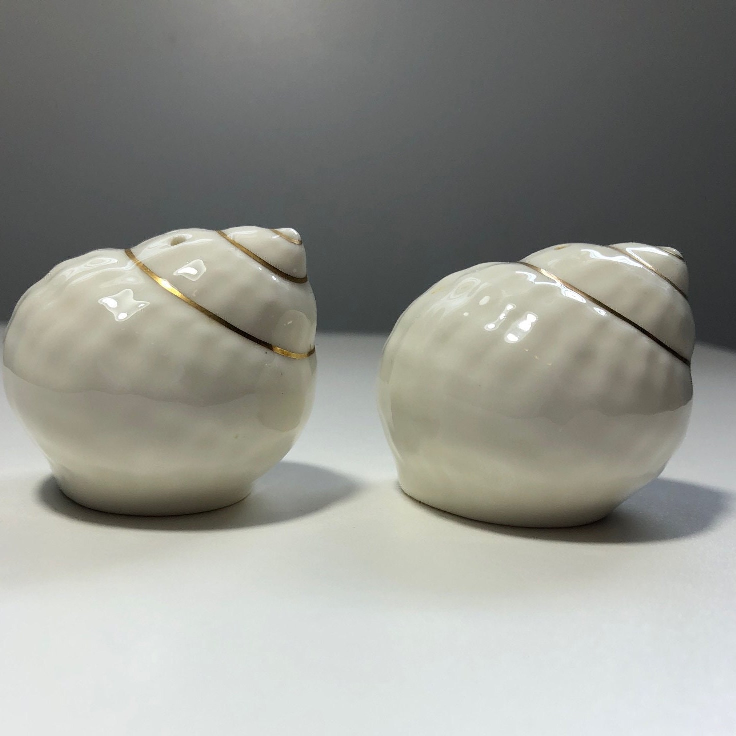 Sea Shell Salt Pepper, Mikasa Shaker Set, Narumi Fine China, White With ...
