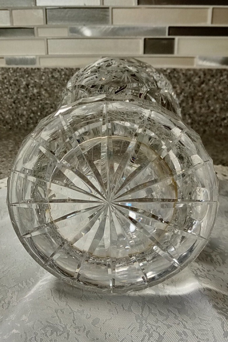Sparkling Cut Glass Flower Vase, Hand Blown Pedestal Container in ...