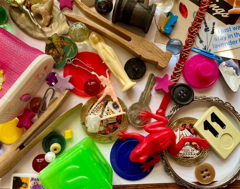 Junk Drawer Lot Crowcore Goblincore Geocache Trinkets Lot 12 Ounces - Etsy