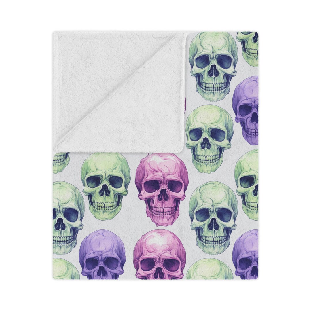 Pastel Skulls Blanket, Skull & Skeleton Lover Gift, Soft and Plush ...