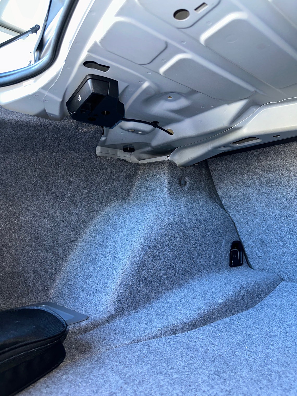 Undercover Trunk AirTag Concealer for BMW E92 M3 Protect Your Car From ...