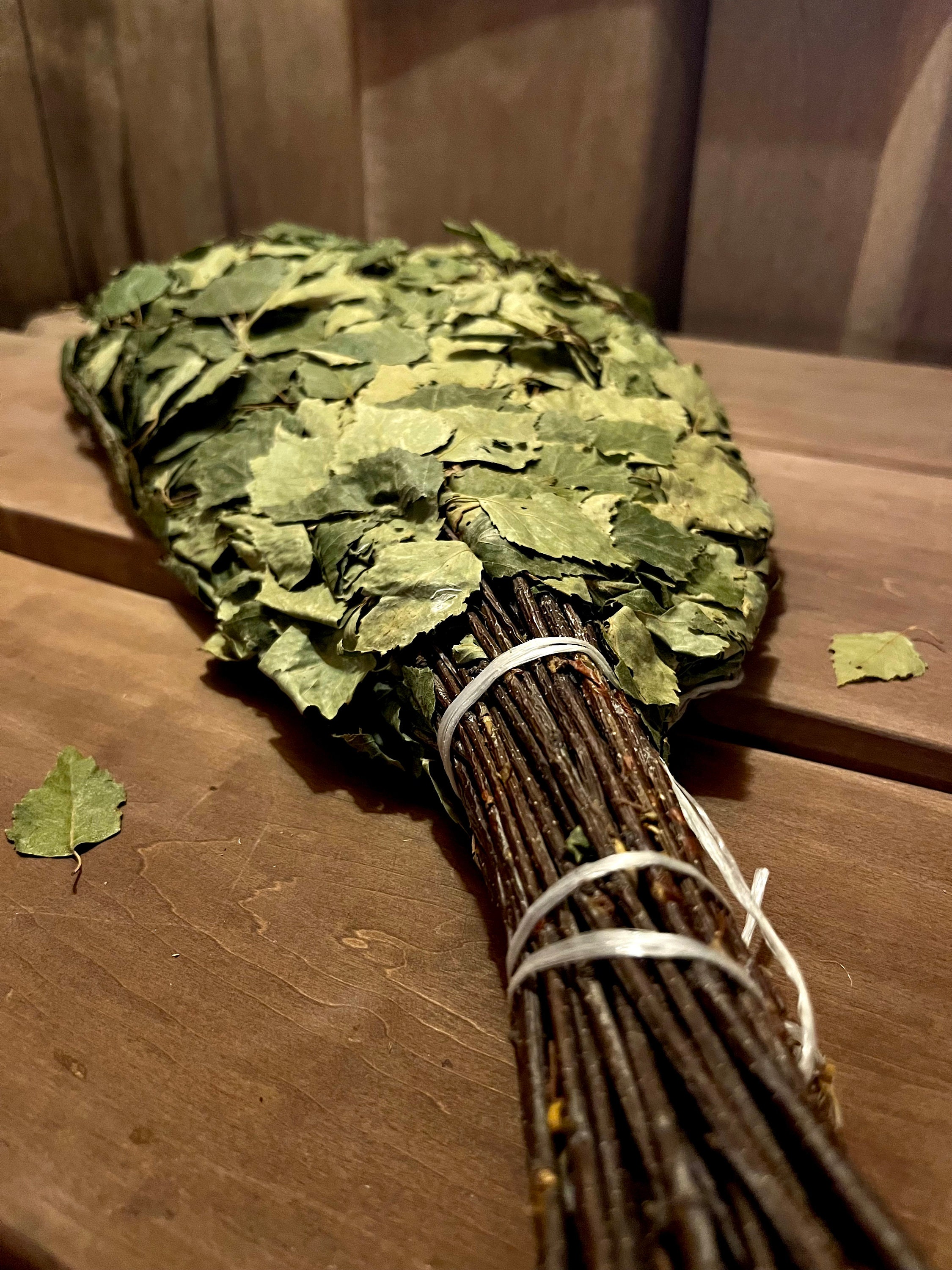 Set of 1 Eucalyptus Sauna Broom and 1 Birch Tree Sauna Broom : - Etsy ...