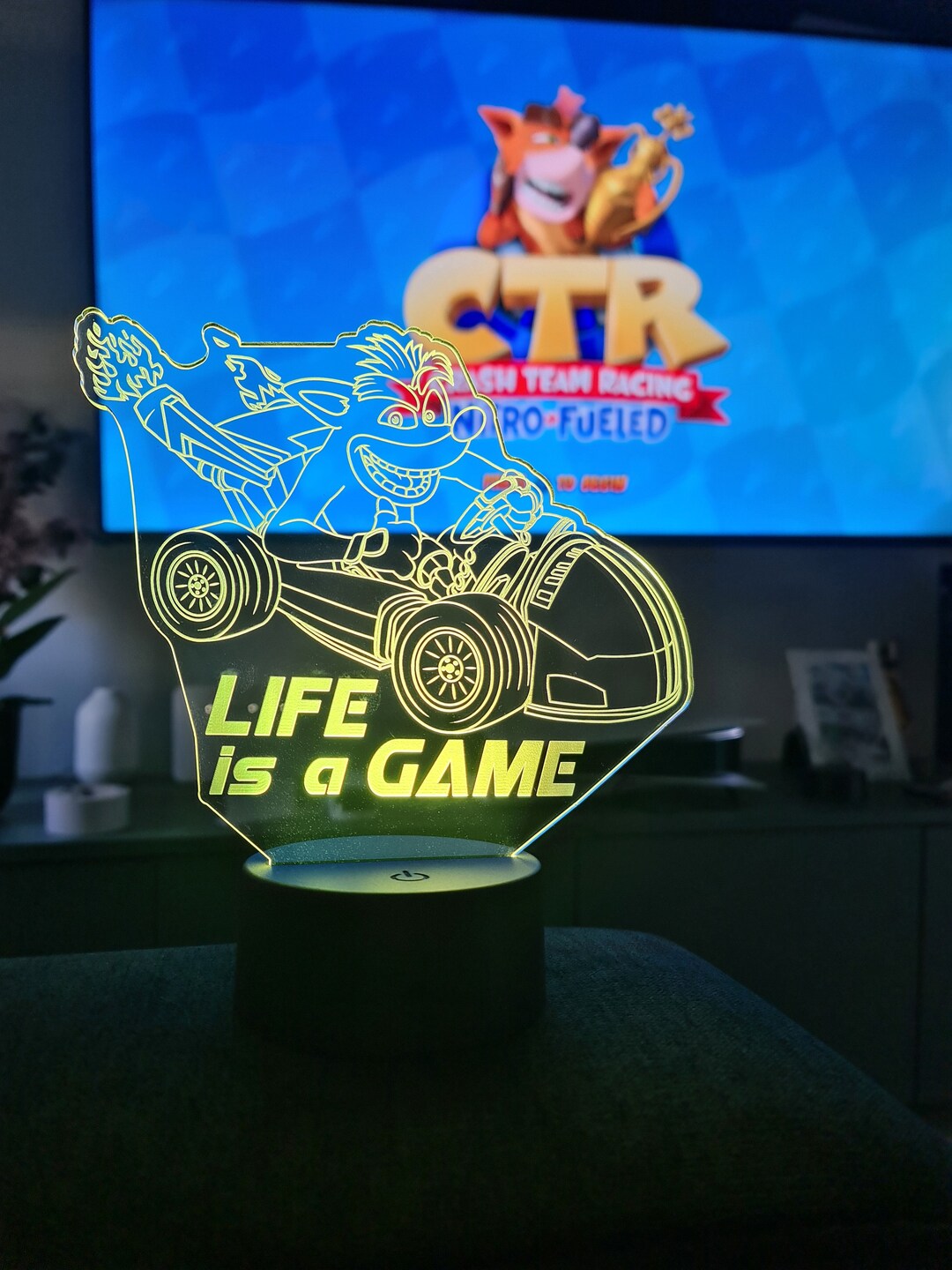Crash Bandicoot - "life is a Game" - Gaming Led Lamp - Crash Team ...