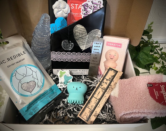 Monster/alien Spicy Blind Date With a Book Box With Monster Toys, Spicy ...