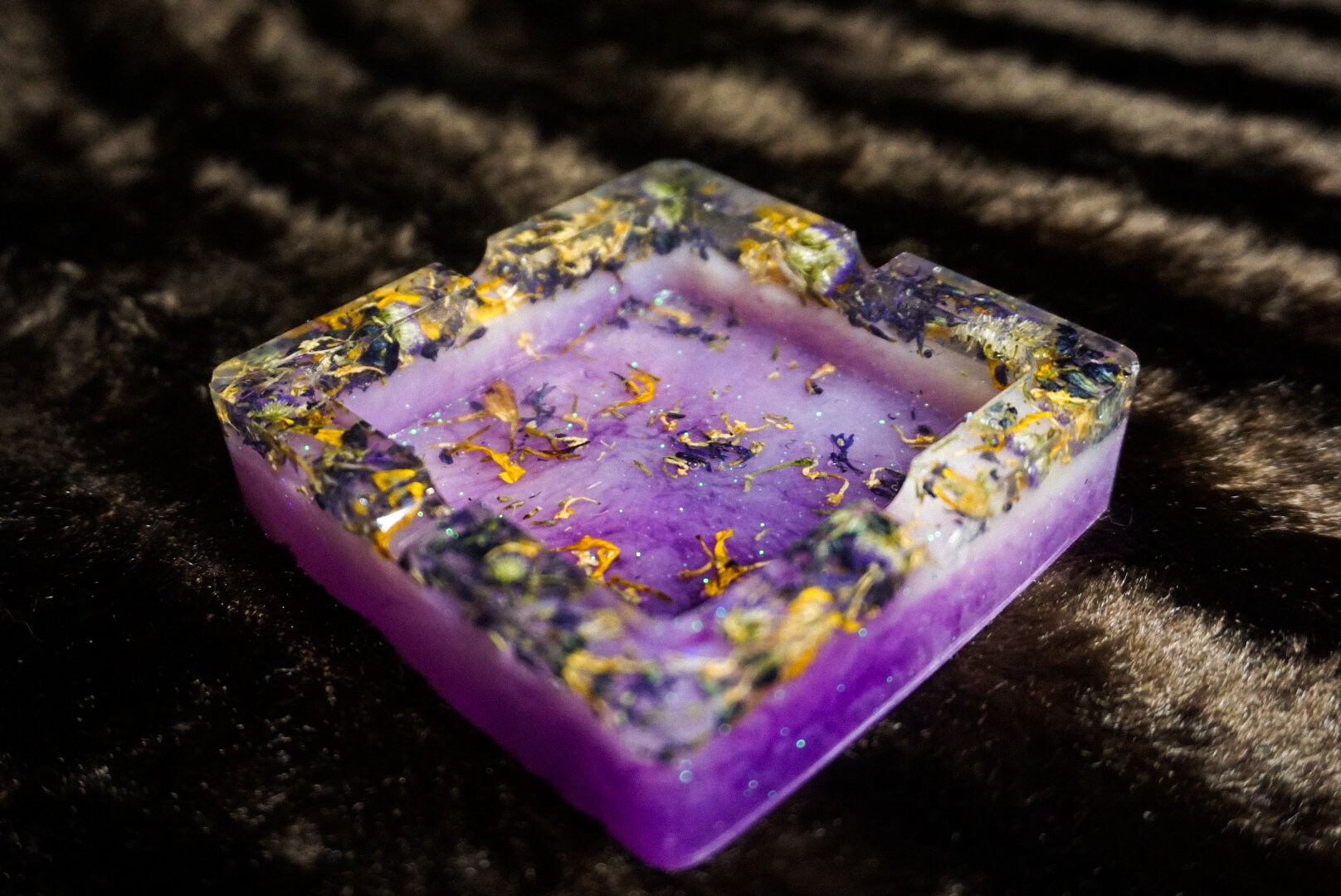 Floral Resin Ashtray, Custom Ashtray, Pressed Flower Ashtray, Gold ...