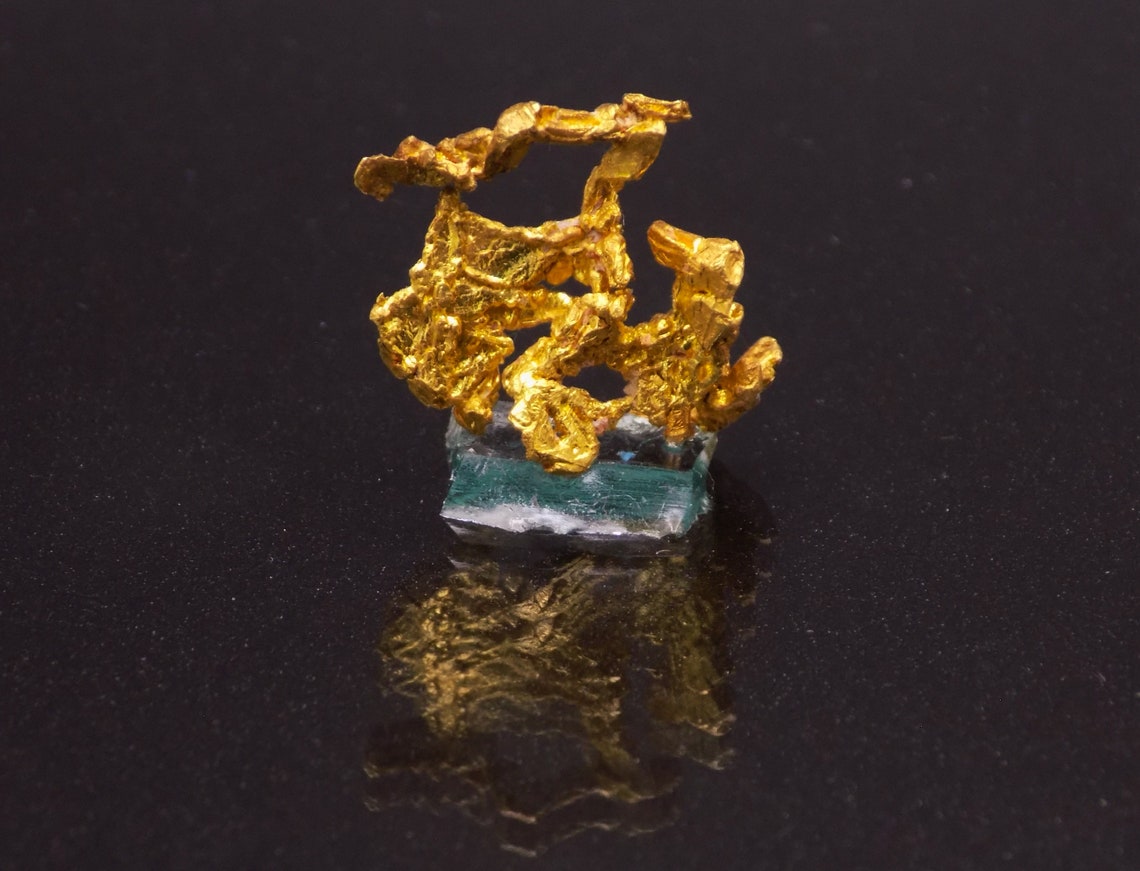 Native Gold Crystal, Gold Nugget, Native Mineral Sample, Metal Specimen ...