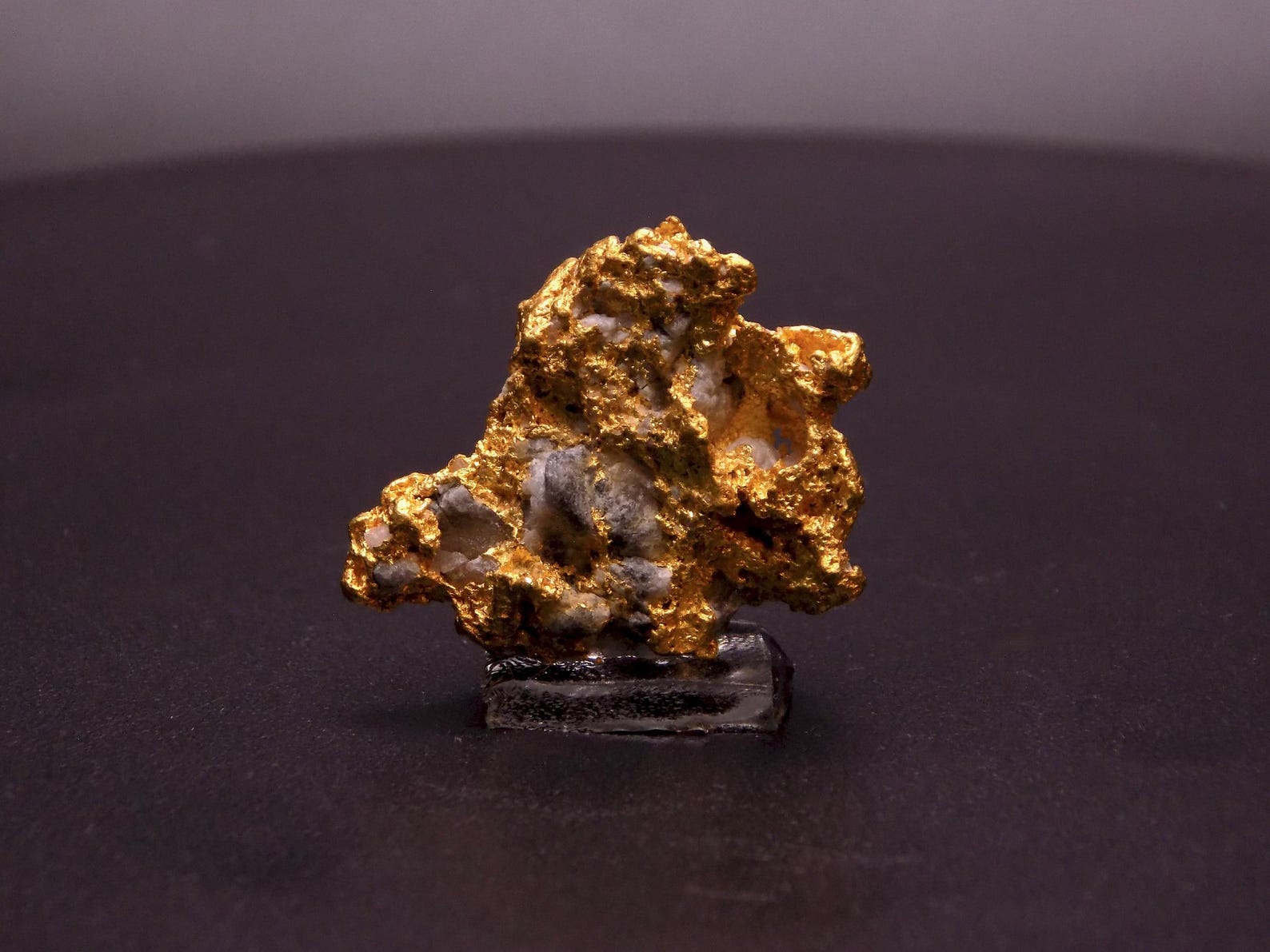 Native Gold and Quartz Nugget, Native Mineral Sample, Metal Specimen ...