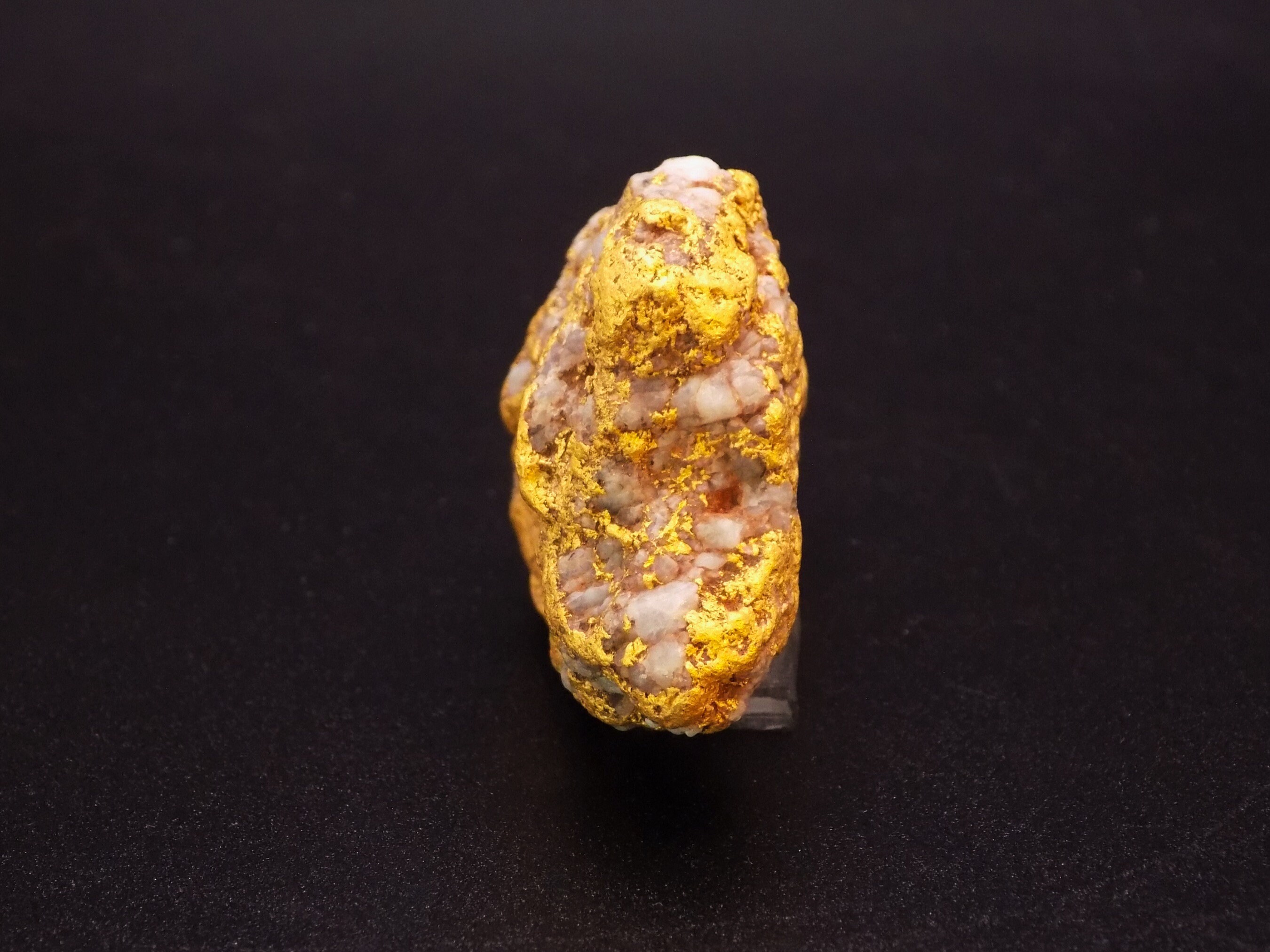 Native Gold Seams in Quartz Matrix, Gold Nugget, Natural Gold Specimen ...