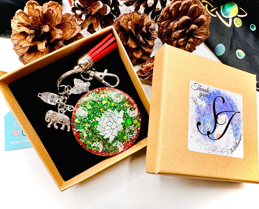 Moon Phase Lotus Flower Keyring With Gift Box Green & Red Glitter ...