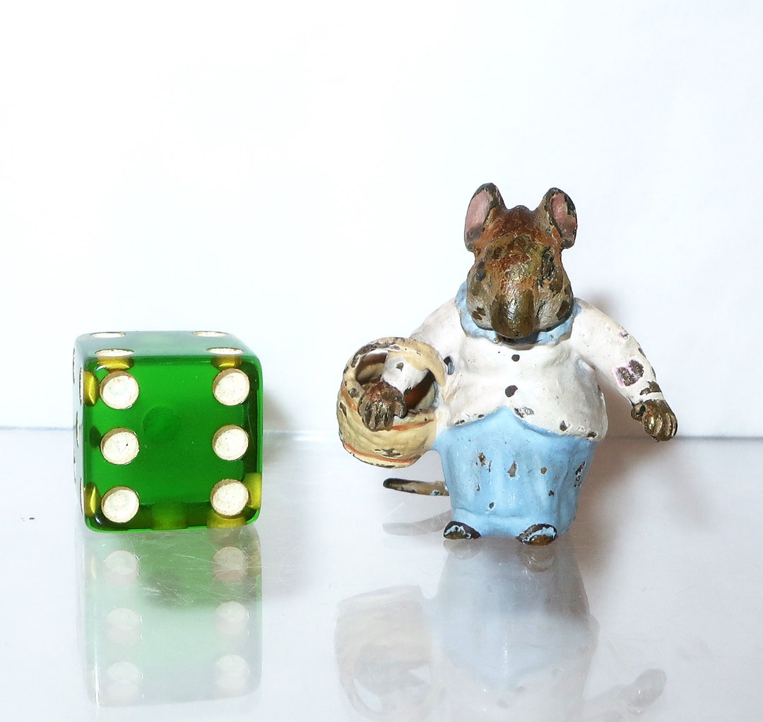 ANTIQUE MRS. TITTLEMOUSE Beatrix Potter Miniature Tiny Vienna Bronze ...