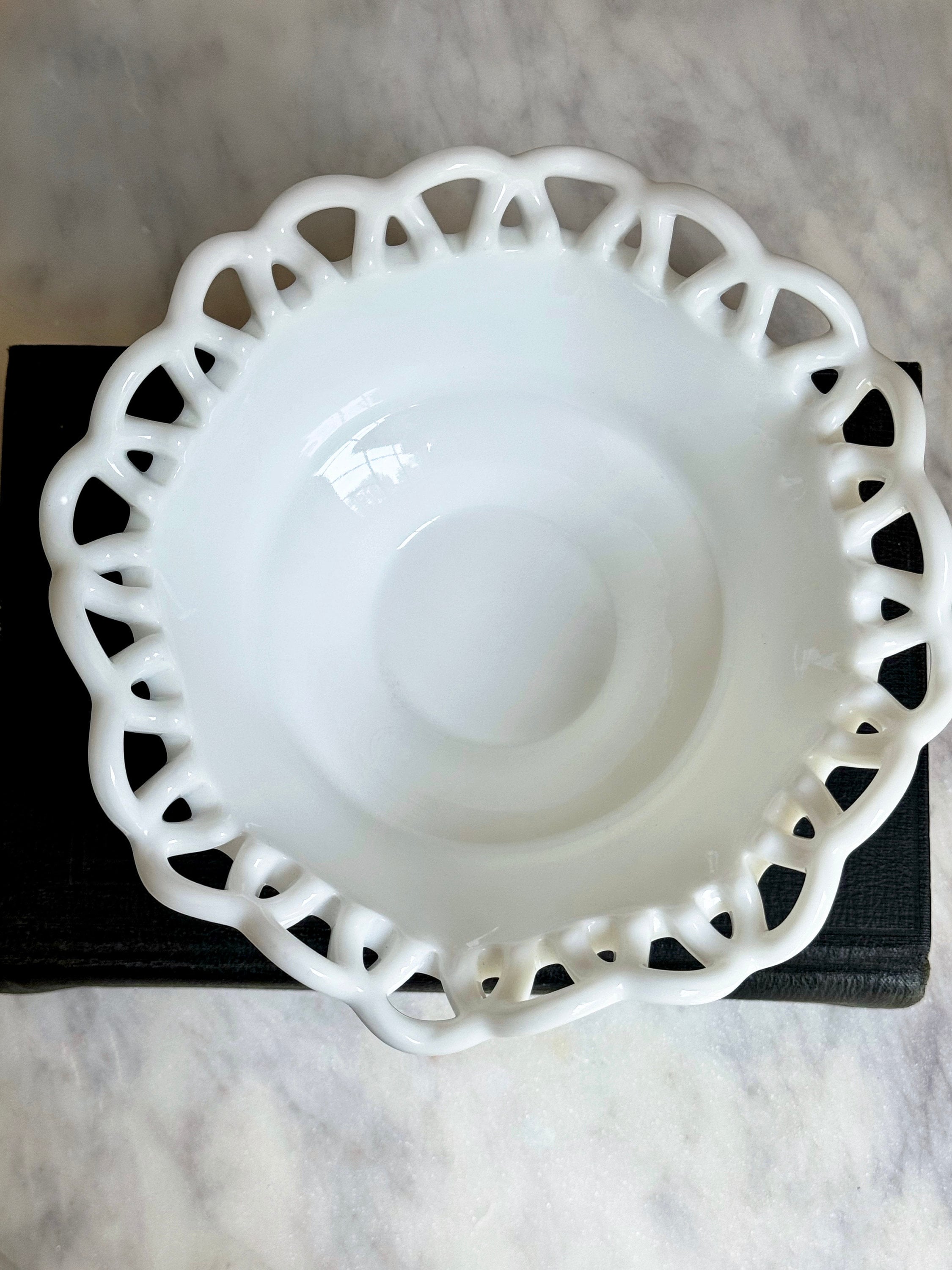 Vintage Colonial Lace Milk Glass Footed Compote L.E. Smith Milk Glass ...