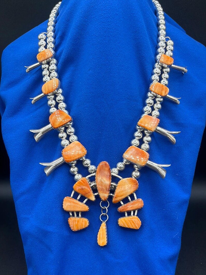 Beautiful Orange Spiny Oyster Shell Squash Blossom Necklace - Etsy