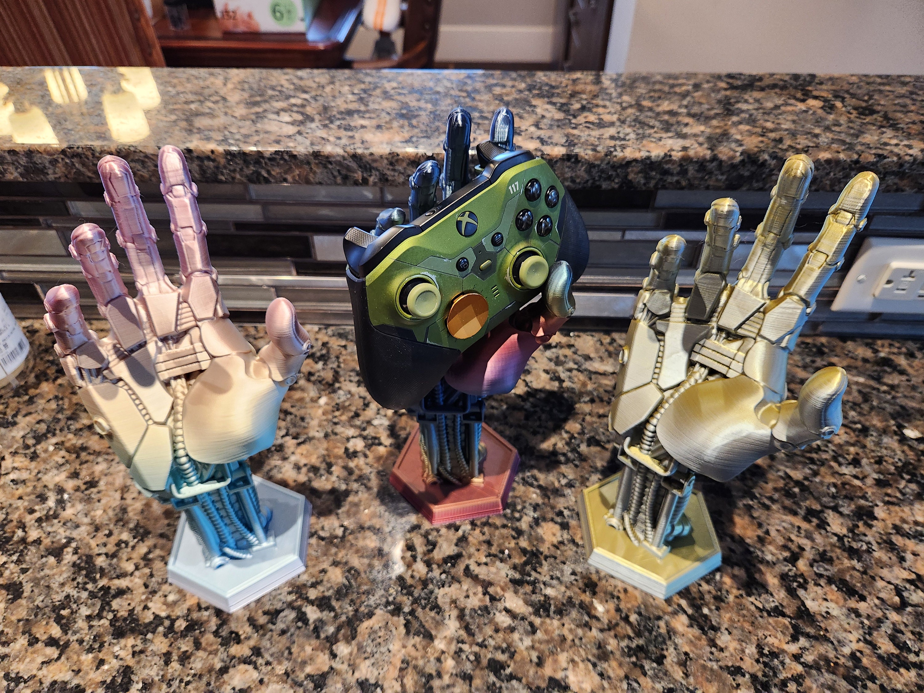 Android Cyberpunk Controller Holder: Sleek Stand for Your Gaming Gear ...