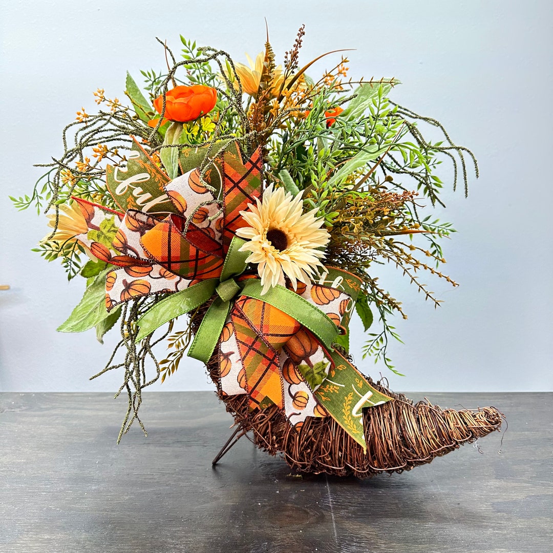 Fall Cornicopia Tabletop Design | Fall Entryway Design | Autumn ...