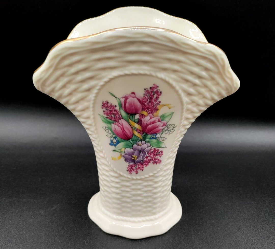 Vintage Lenox USA Basket Weave Fan Shape Vase Springtime Boutique ...