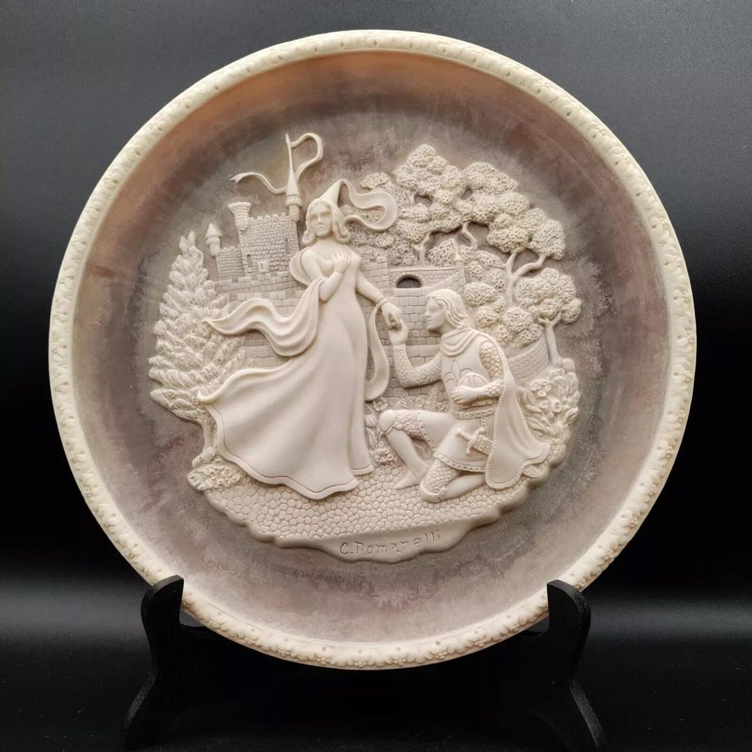 Incolay Carved Hanging Cameo Plate Lancelot and Guinevere Romanelli ...