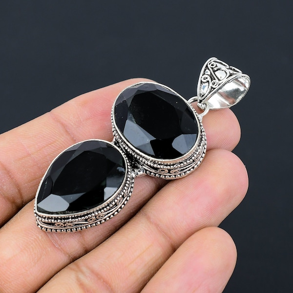 Black Spinel Pendant - Etsy