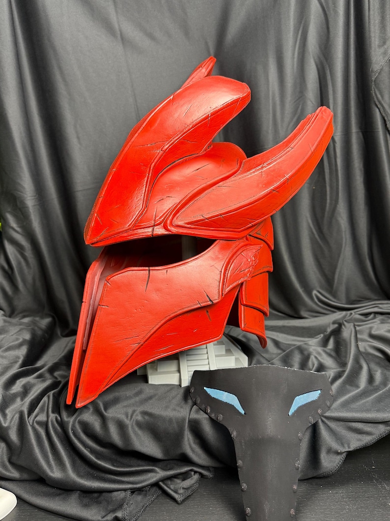 Solo Leveling Igris Helmet: 3D Printed Anime Cosplay Armor Prop - Etsy