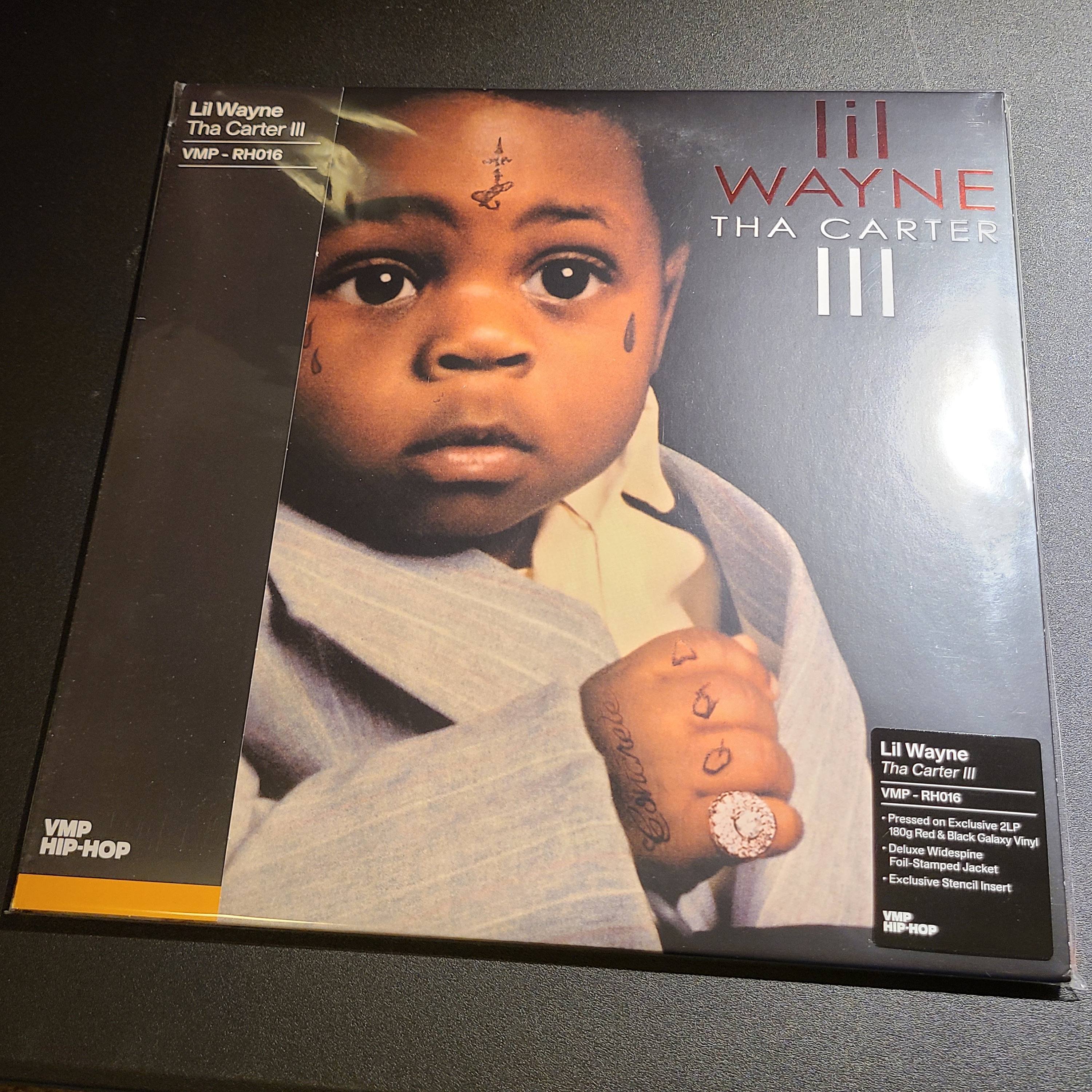 Tha Carter Iii Deluxe
