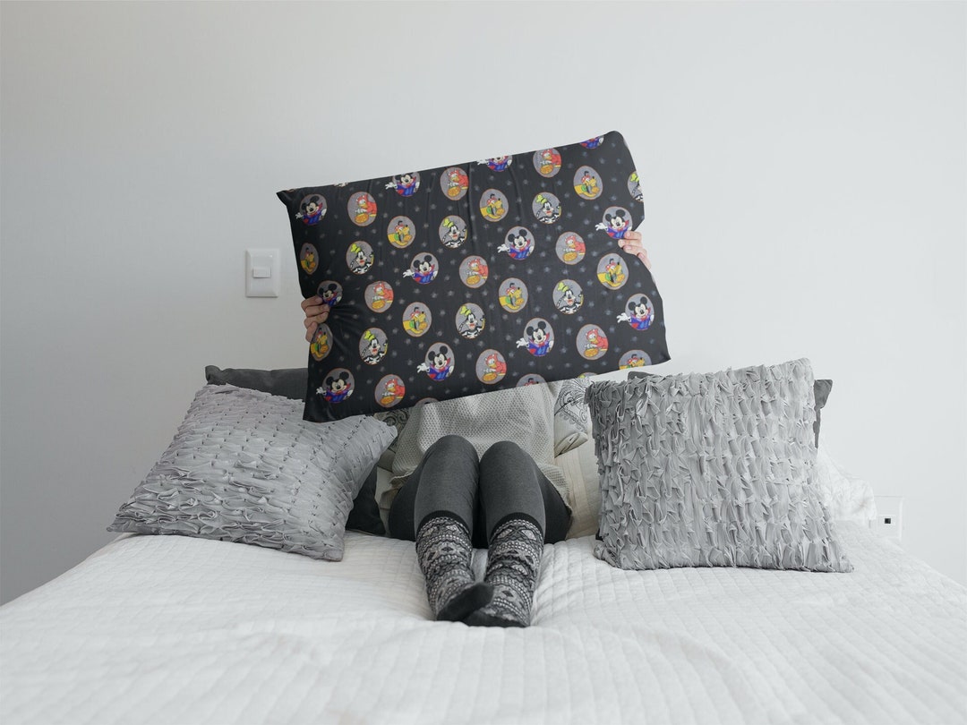 Disney Mickey Mouse Halloween Stay in Place Pillowcase Set of 2 - Etsy