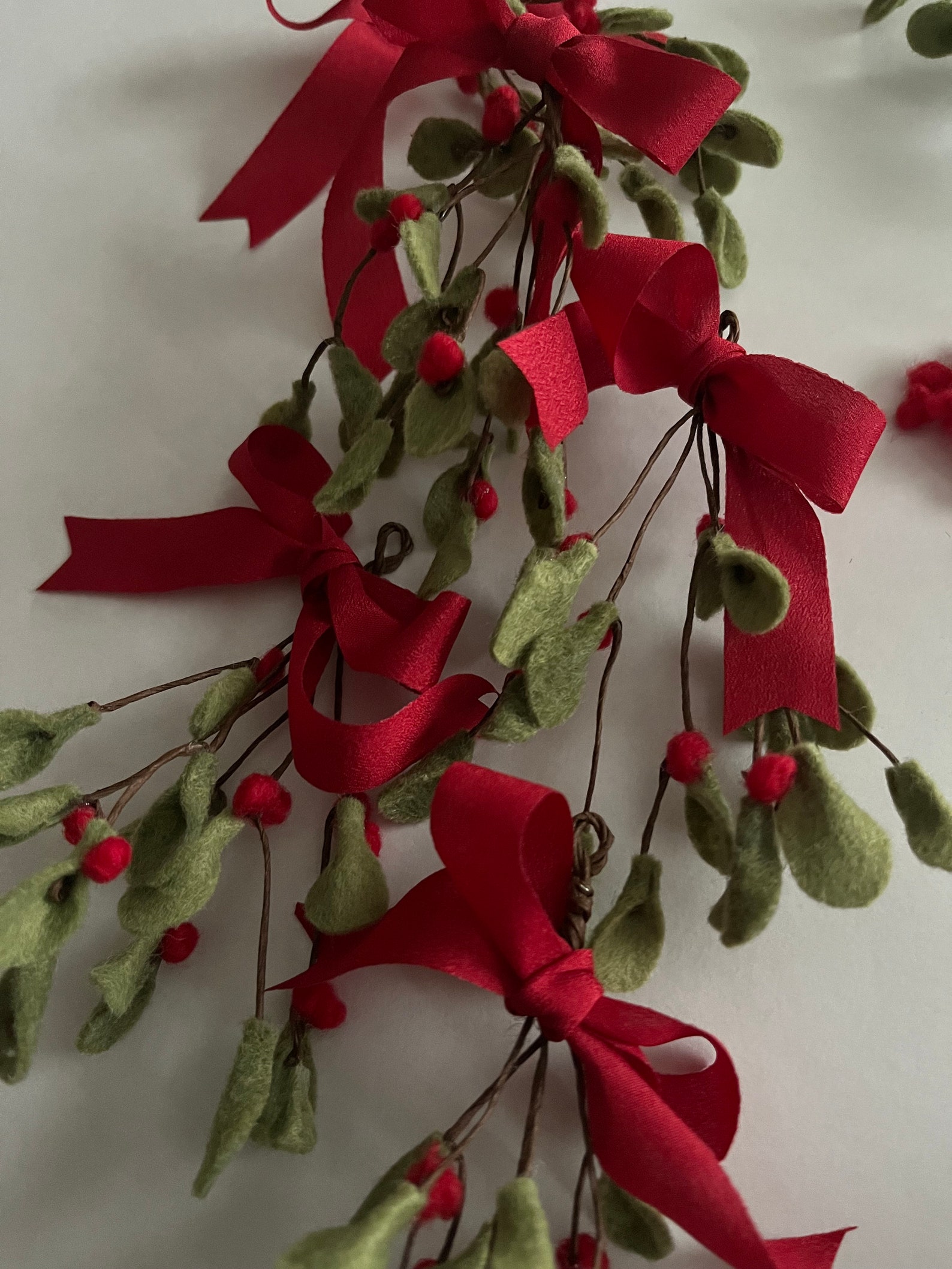 Felt Mistletoe, Christmas Decoration, Farmhouse Style, Artificial ...