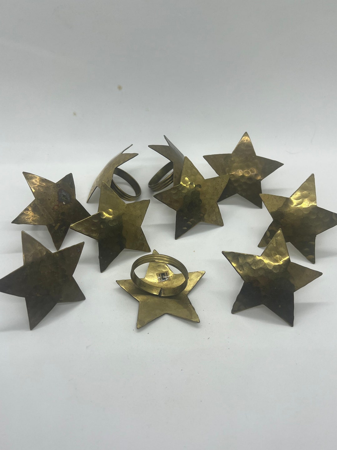 Set of 10 Hammered Brass Star Napkin Rings - Etsy