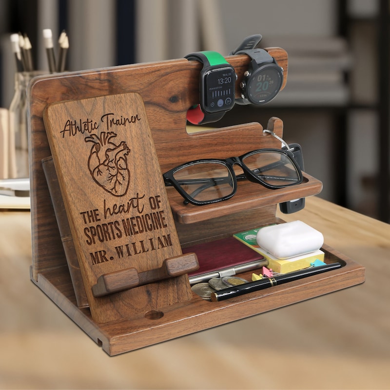 Athletic Trainer Gift - 60+ Gift Ideas for 2025