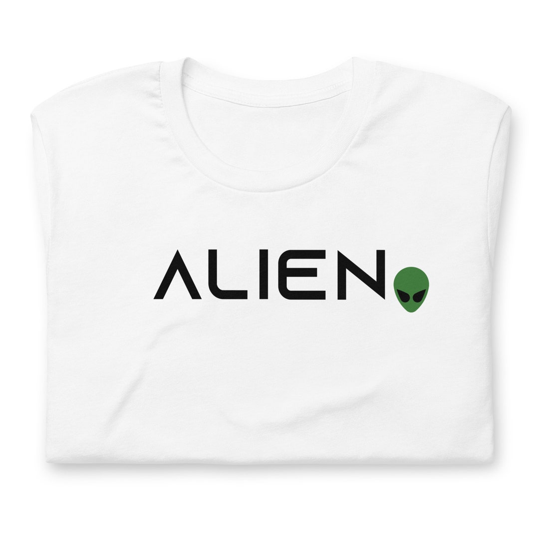 ALIEN We Are Not Alone Alien T-shirt, Funny Unisex Alien Shirt, UFO ...
