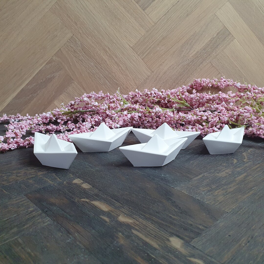 Kleine Boote aus Raysin gegossen | Schiff | | Boot | Scandi | maritim ...