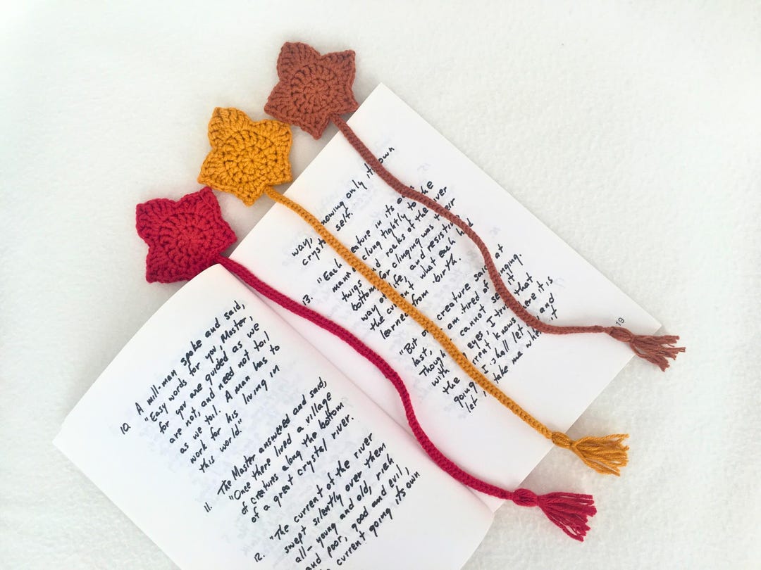 Handmade Crochet Maple Leaf Bookmark, Amigurumi Maple Leaf Bookmark ...