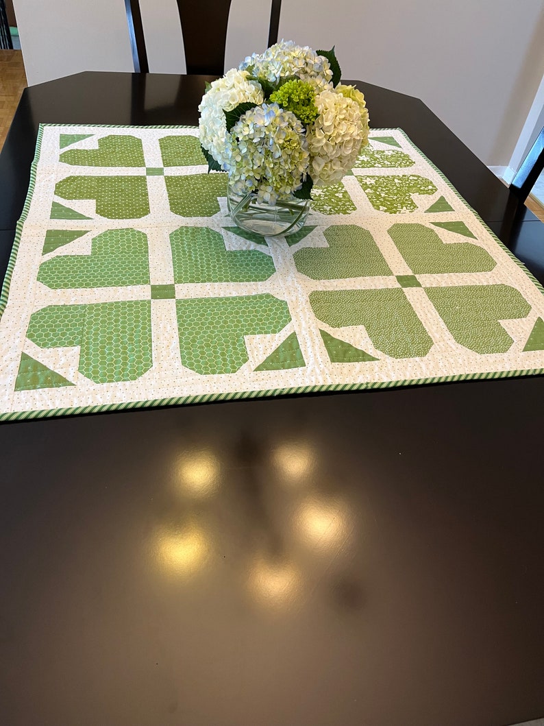 Handmade Farmhouse Flowers Large Table Topper - Etsy